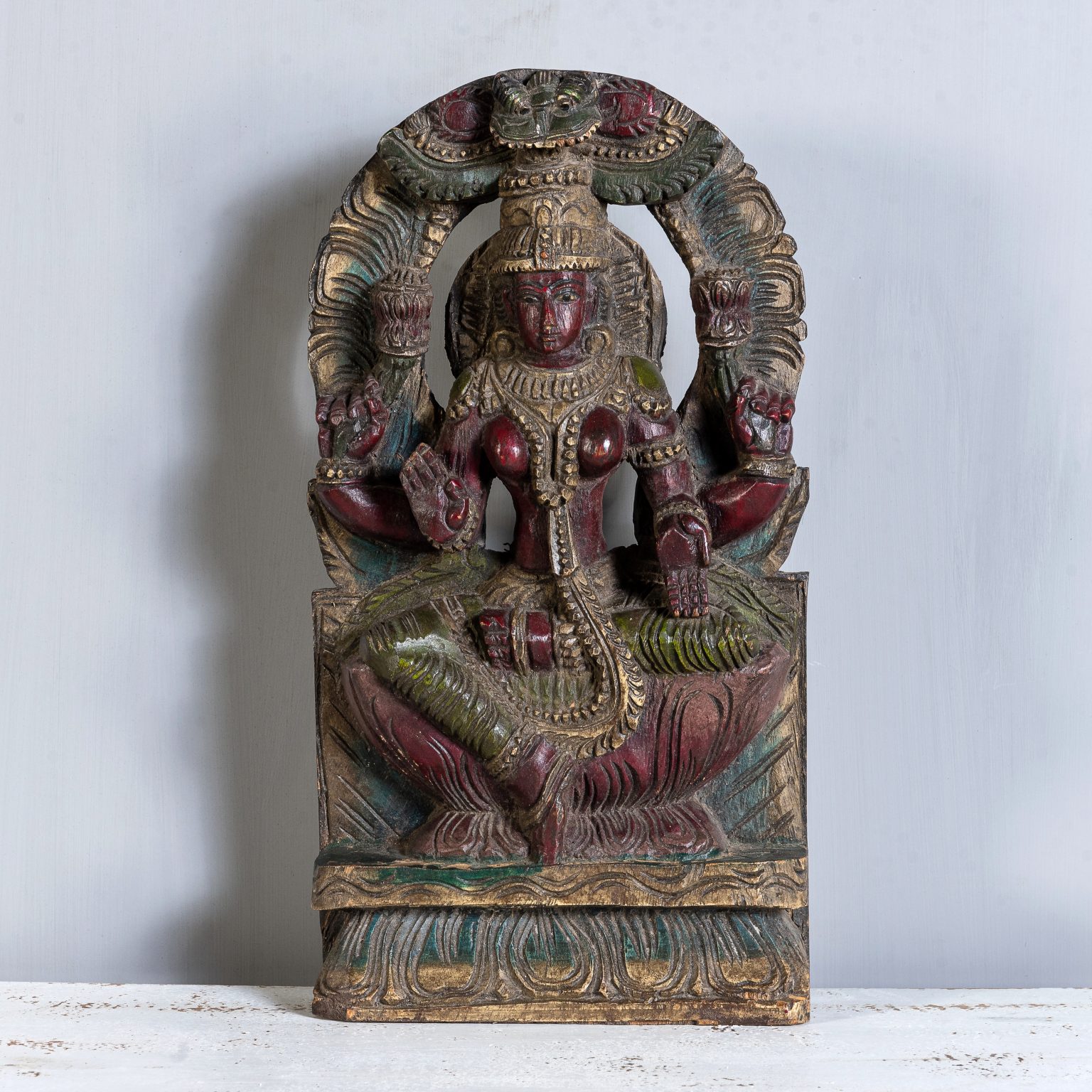 GODDESS LAKSHMI STATUE - Chisel and Log