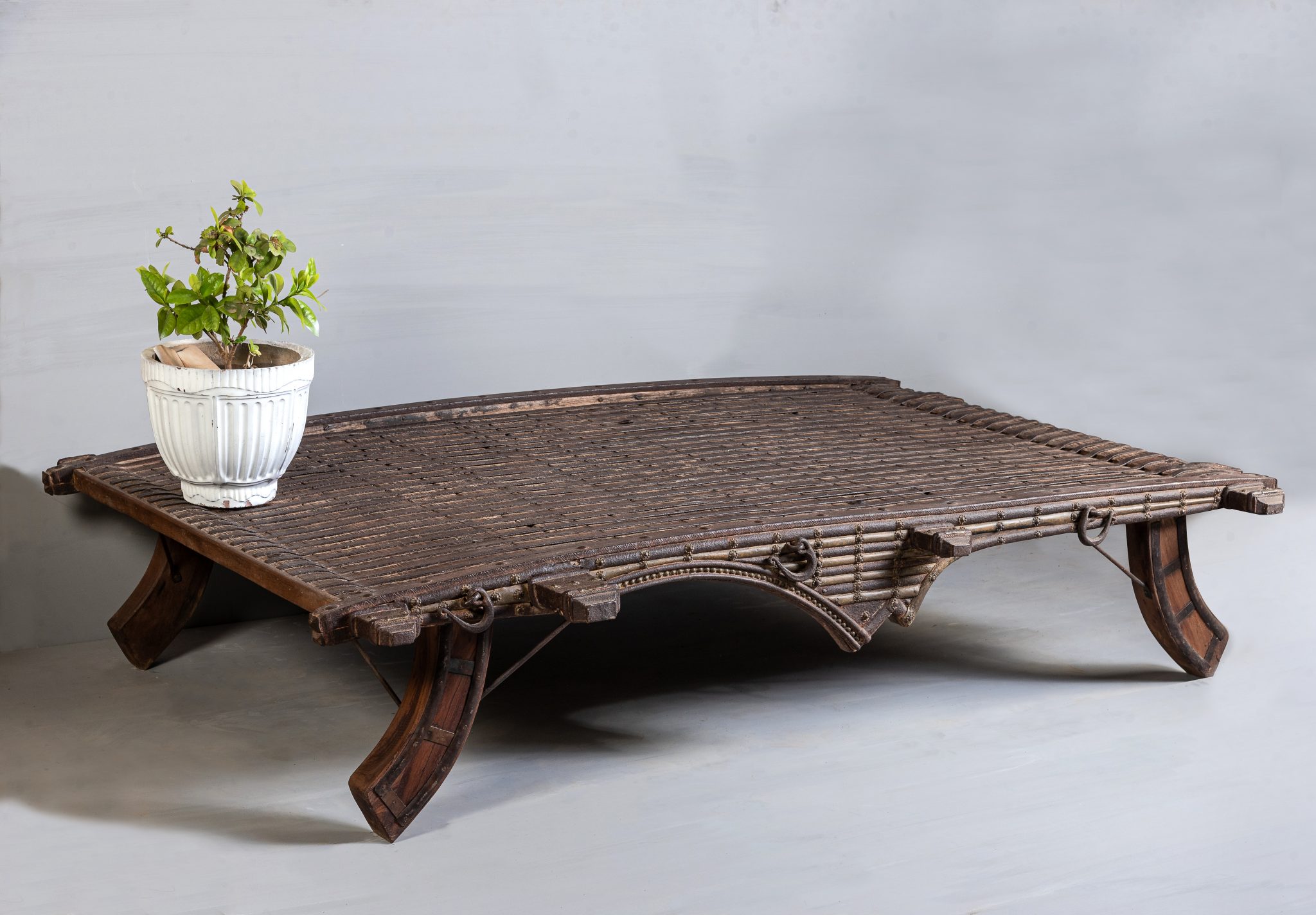 CAMEL CART COFFEE TABLE (LARGE) - Chisel and Log