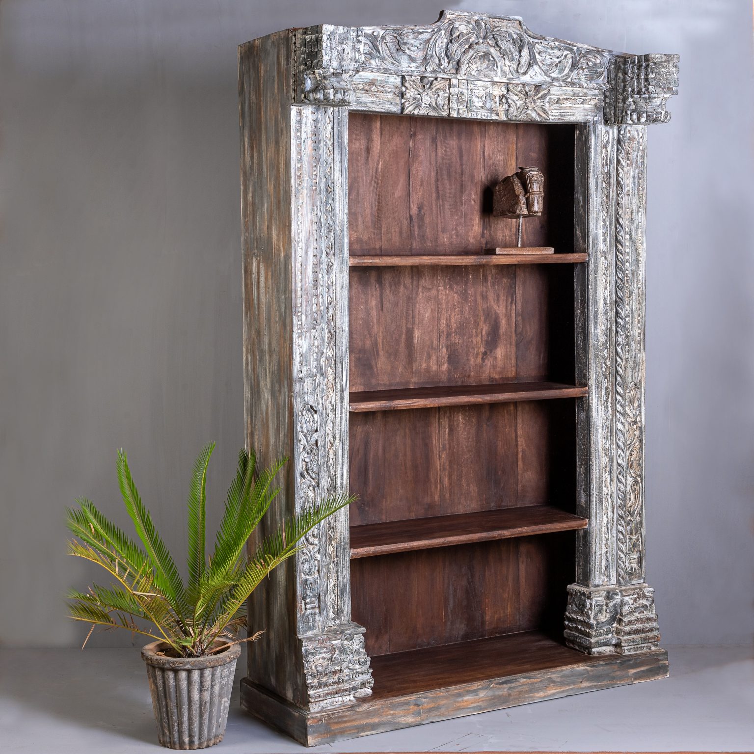 INDIAN ARCH BOOKSHELF - Chisel and Log