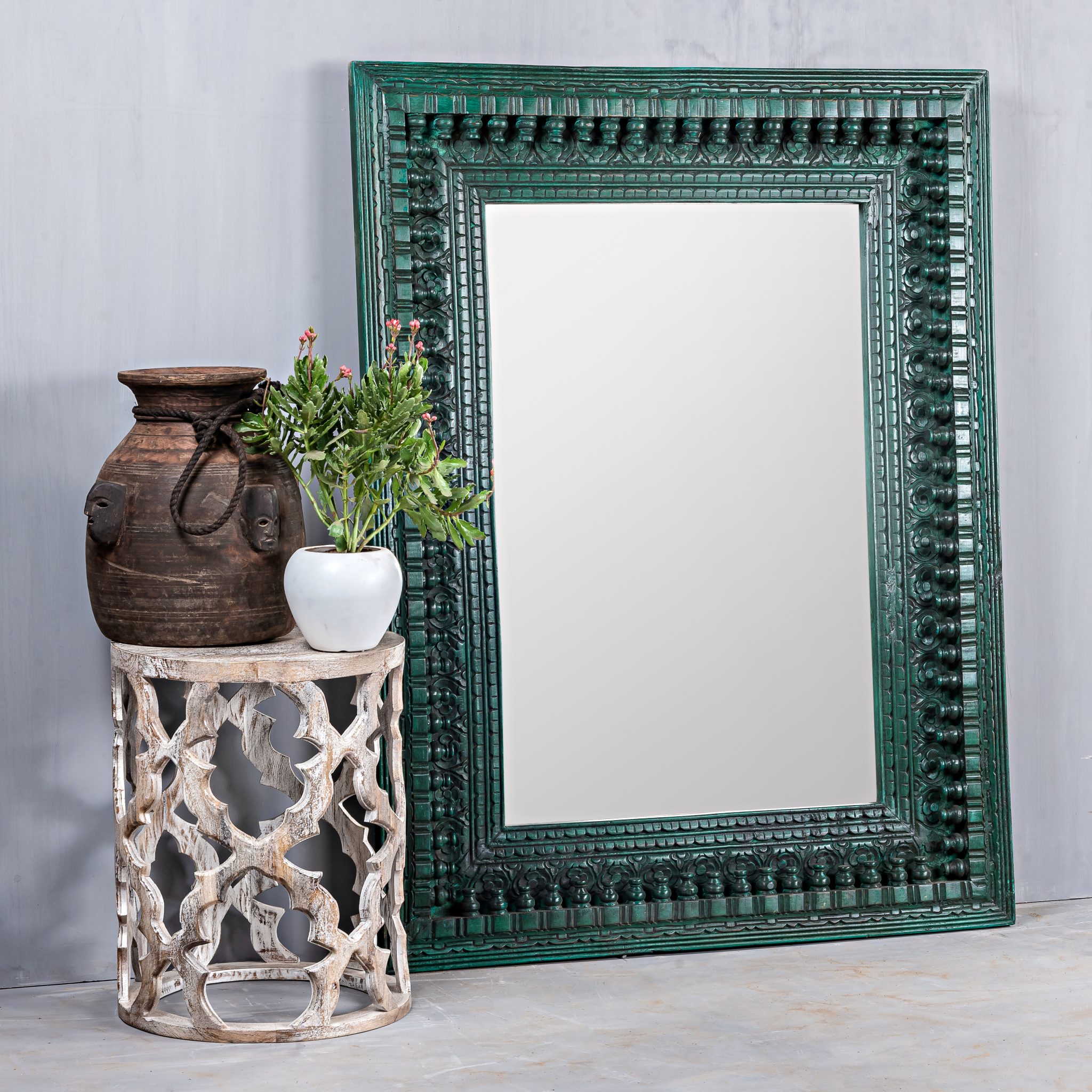 CARVED INDIAN PANEL - Chisel and Log