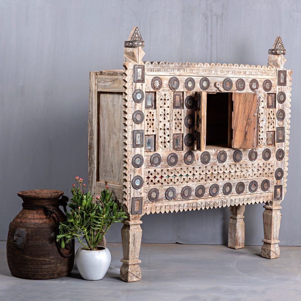 DAMCHIYA || HOPE CHEST || ANTIQUE DOWRY CHEST