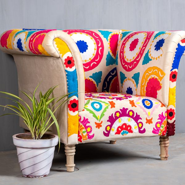 WHITEWASH CARVED INDIAN SWING - Chisel and Log