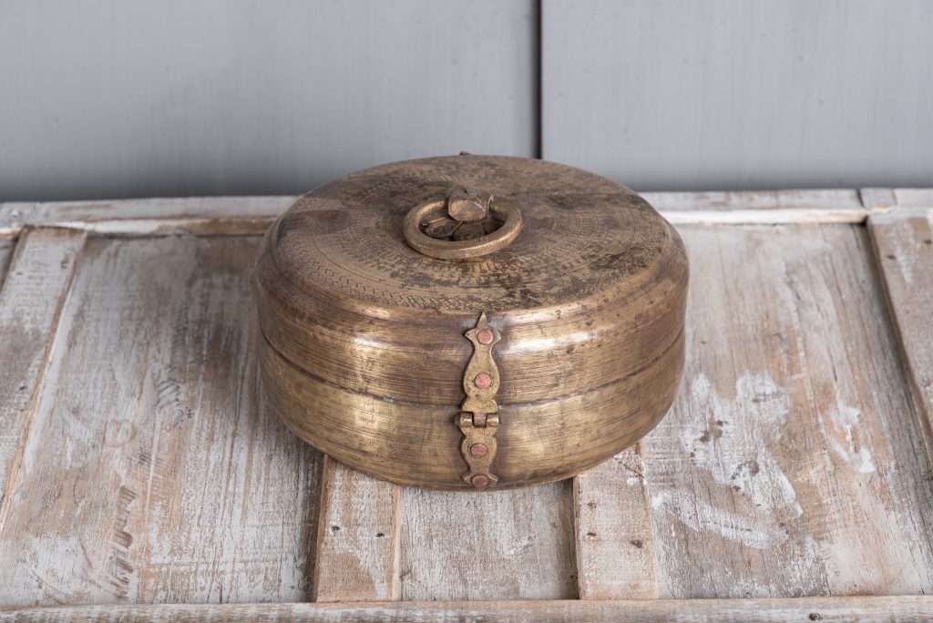 ANTIQUE BRASS BOX - Chisel and Log