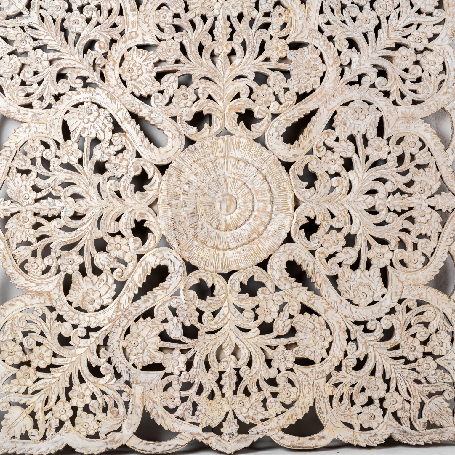 CARVED FLORAL PANEL - Chisel and Log