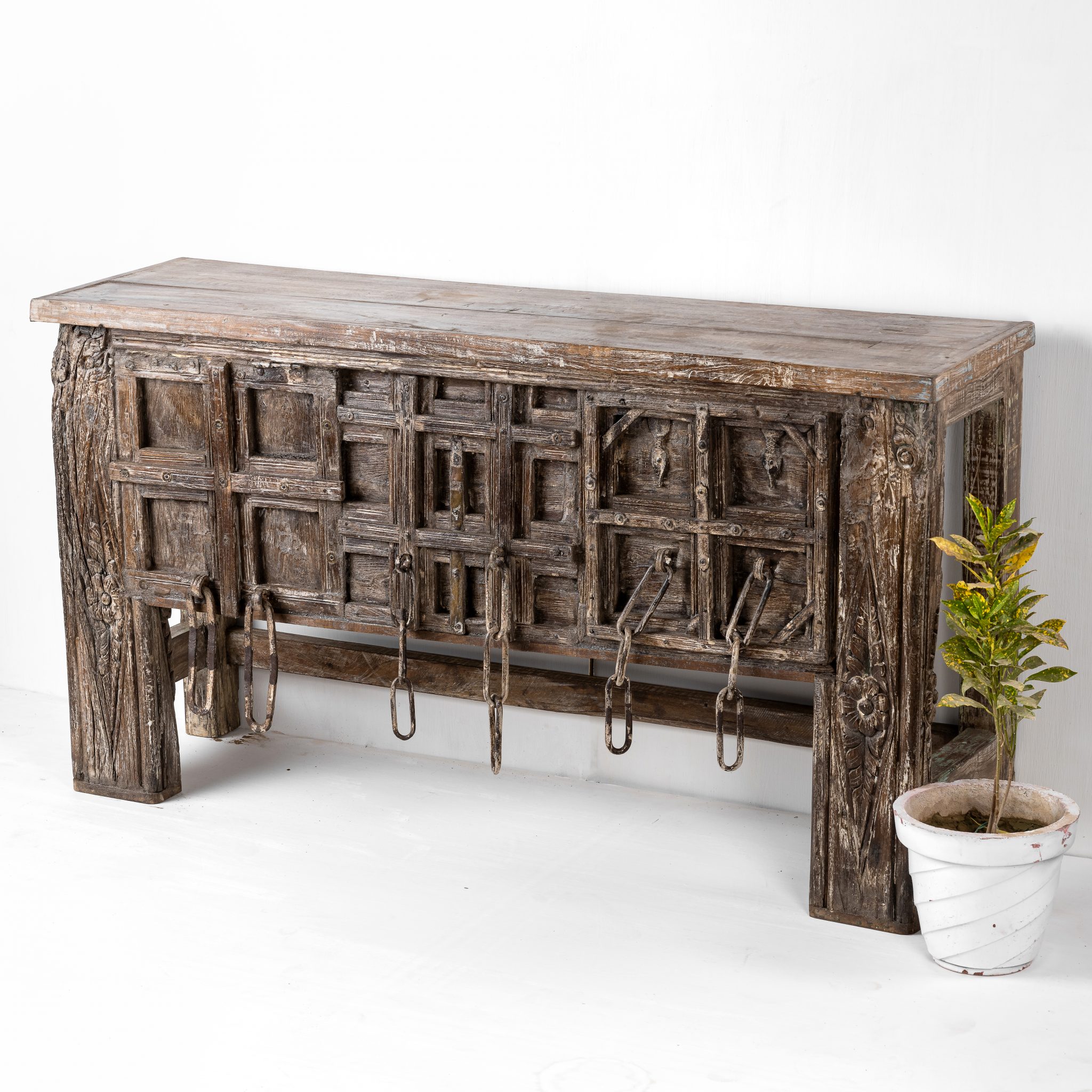 VINTAGE INDIAN CONSOLE - Chisel and Log