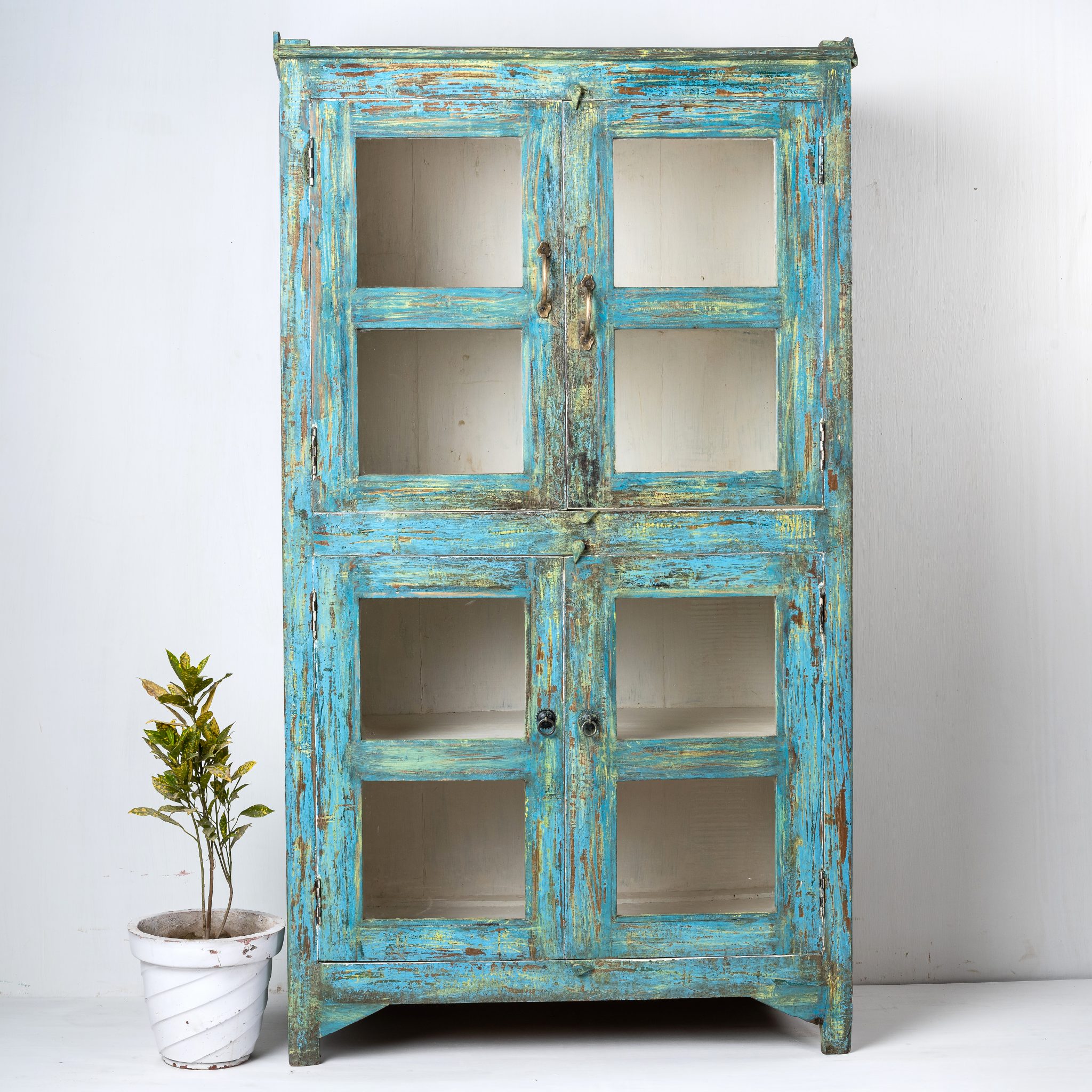 VINTAGE INDIAN CONSOLE - Chisel and Log