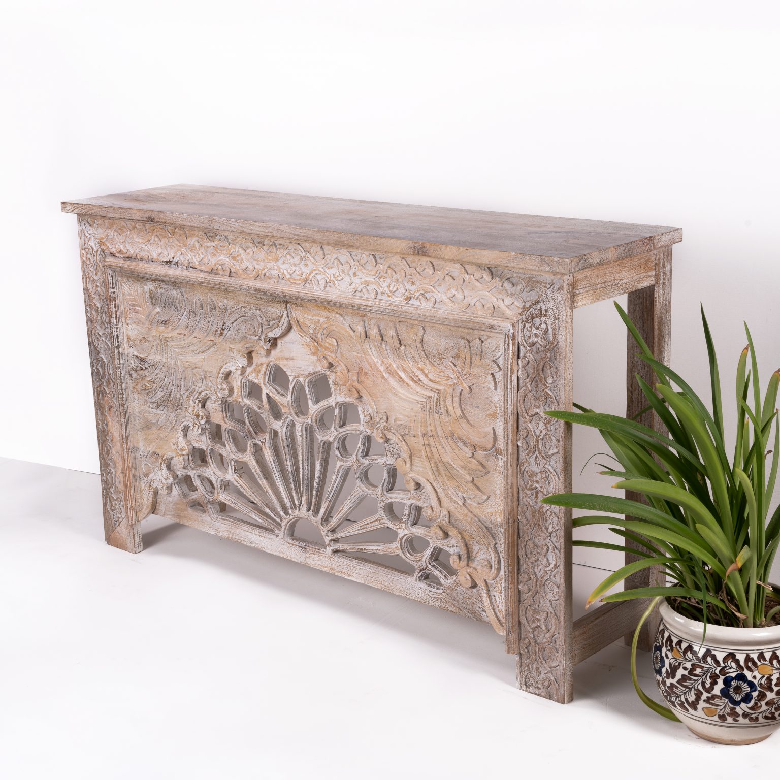 HAND CARVED CONSOLE WITH FULL CARVING - Chisel and Log