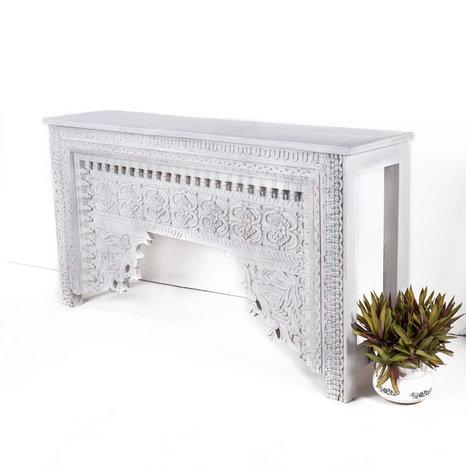 VINTAGE INDIAN CONSOLE - Chisel and Log