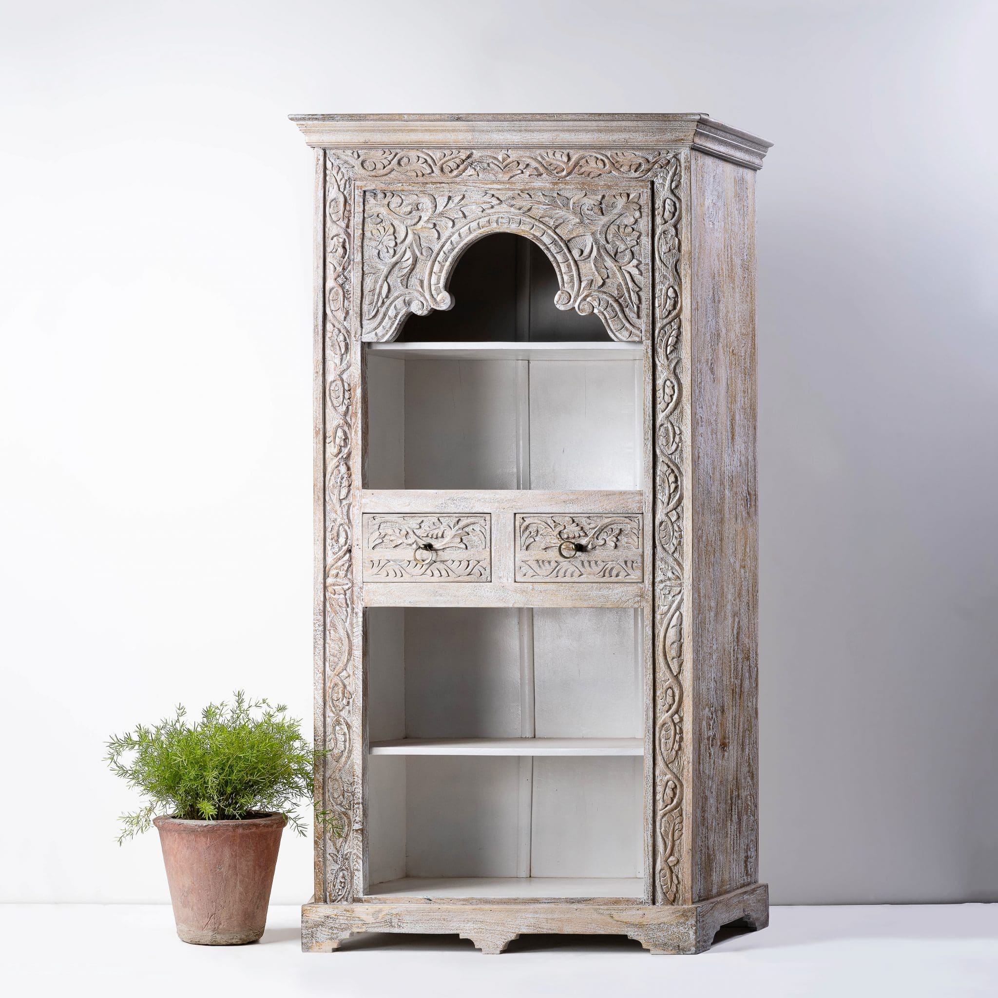 INDIAN ARCH BOOKSHELF - Chisel and Log