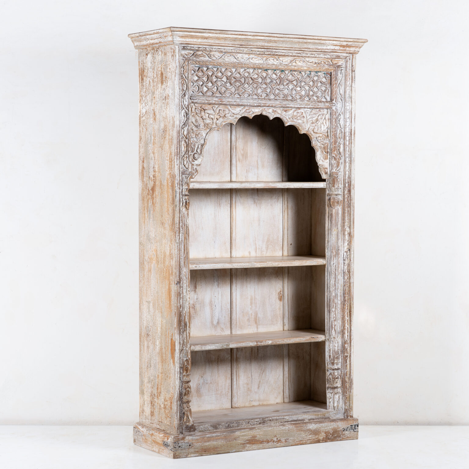 INDIAN ARCH BOOKSHELF - Chisel and Log